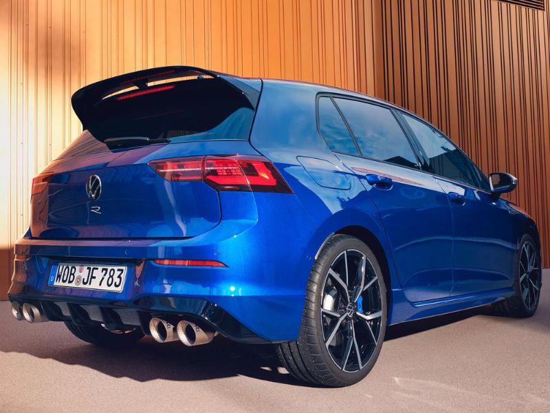 VOLKSWAGEN GOLF 8 R|AutoVega
